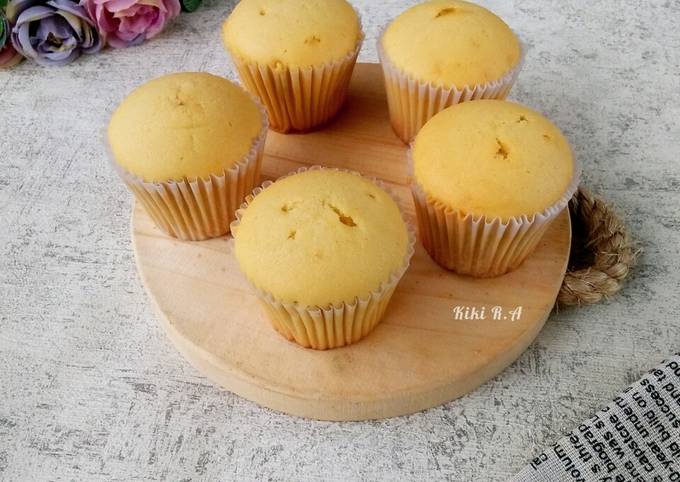 Resep Vanilla Cupcake oleh Dapur Amalia Rizki - Cookpad