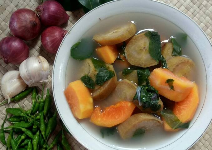 Resep Sayur bening manis oleh juwairiah - Cookpad