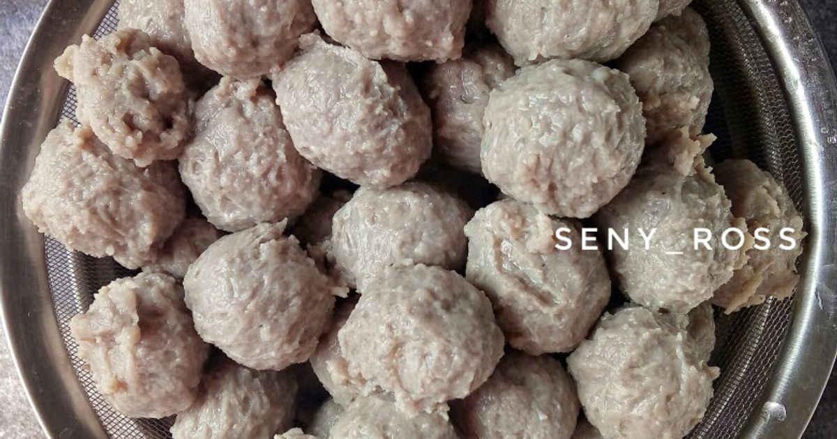 Resep bakso sapi 1 kg blender tepung tapioka rumahan enak dan mudah ...