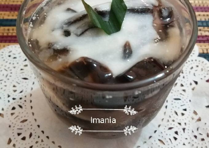 Resep Es Cincau Hitam Gula Palem oleh Imania Rosida - Cookpad