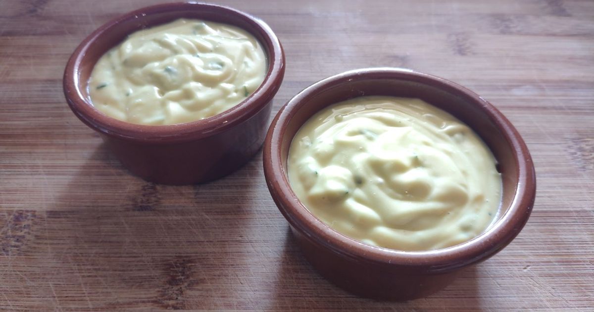 Salsa Ali Oli Receta de Maiar Hawkin- Cookpad