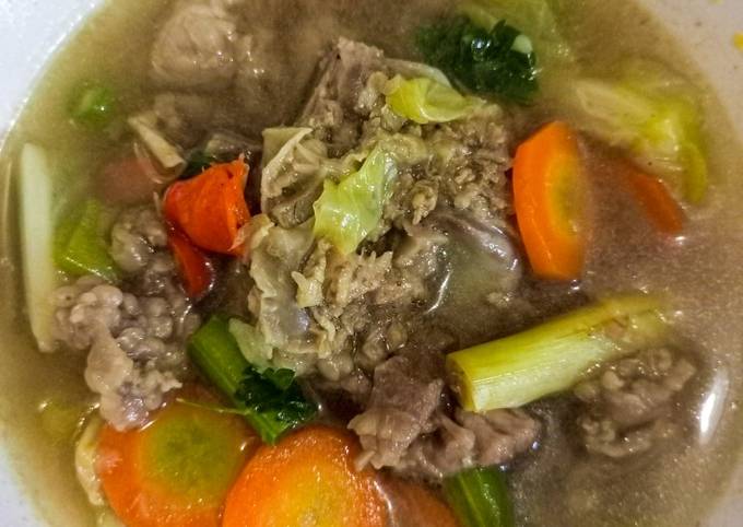 Resep 94. SUP TULANG DAGING SAPI SIMPLE oleh Ema Yna - Cookpad
