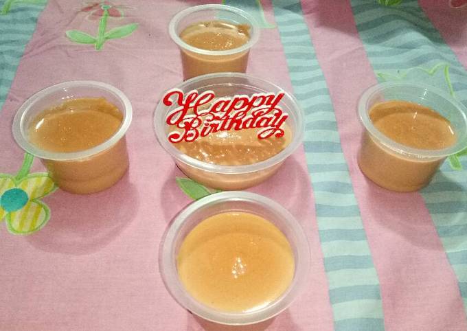 Resep Silky Pudding With Susu UHT Plain oleh Chelsea - Cookpad