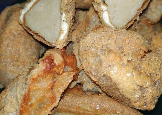 Resep Tahu Walek adonan pentol ayam oleh uliel filia - Cookpad