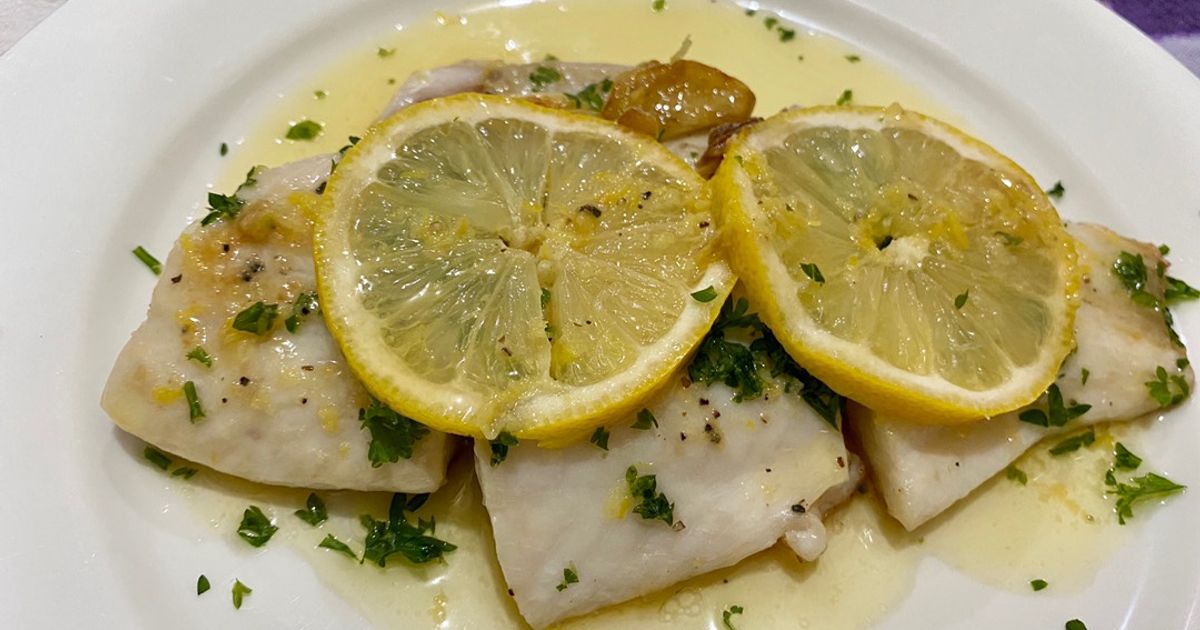 Resep Red Snapper Fish With Garlic Lemon Butter oleh Anie Aryanti - Cookpad