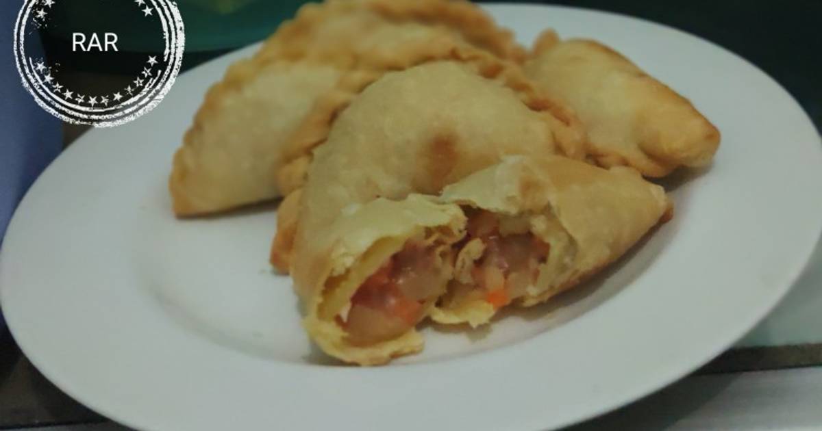 Resep Pastel Ragout Kornet oleh Rike RAR - Cookpad