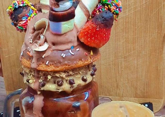 Monster shake Recipe by Asmara Rehan - Cookpad