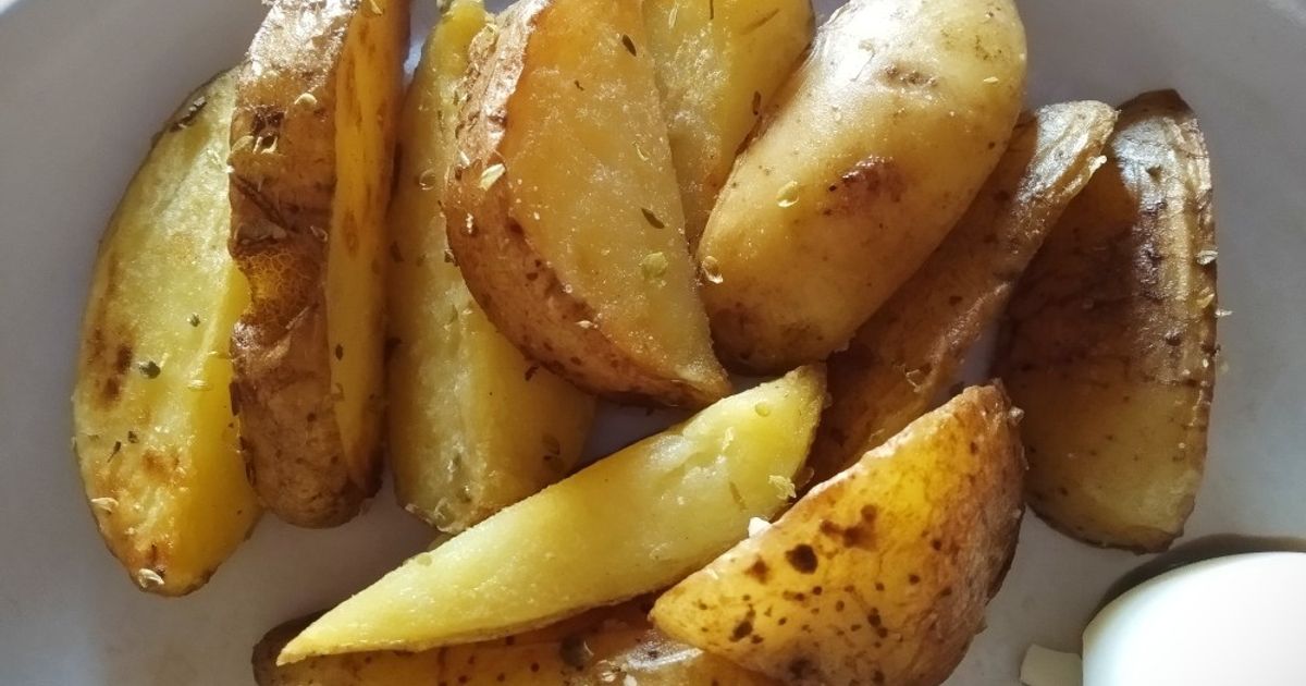 Resep Kentang Wedges Teflon oleh Rinafitri - Cookpad