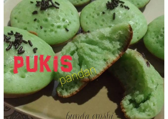 Resep Pukis pandan bulat oleh Ekaferi Kuncara - Cookpad