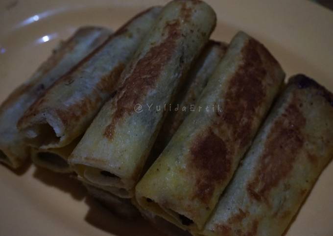 Resep Roti goreng piscok oleh yulidaertik - Cookpad