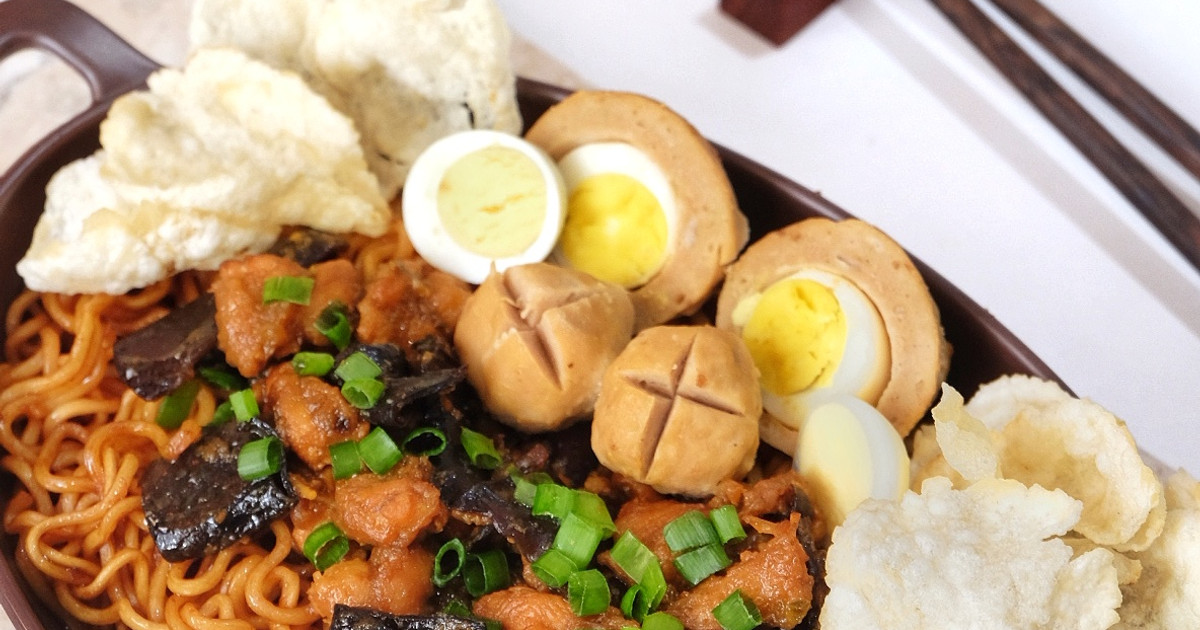 Resep Mie Ayam Komplit oleh i_amallea - Cookpad