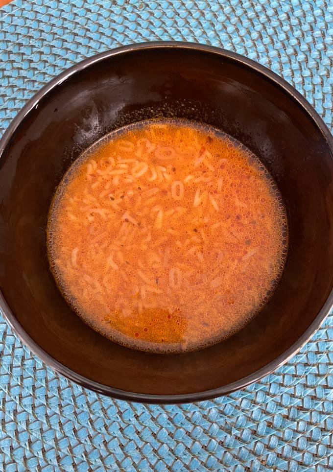 Sopa de letras Receta de Daniela Poulain- Cookpad