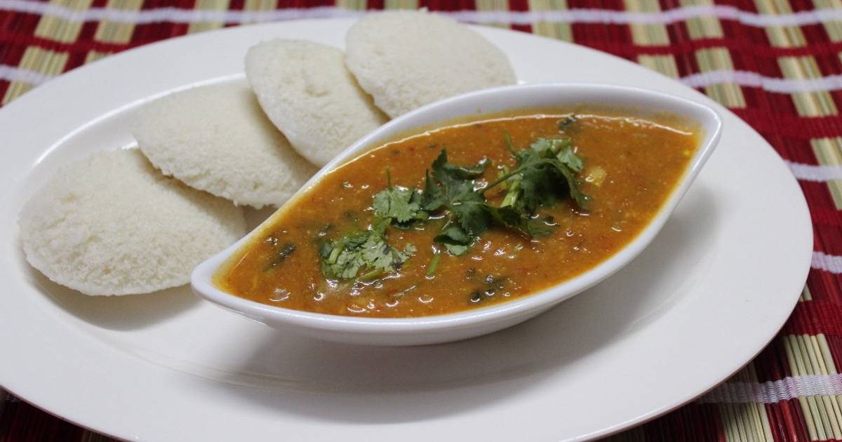 Rice Idli With Bombay Chutney Recipe by Madhuri's Kitchen - Cookpad