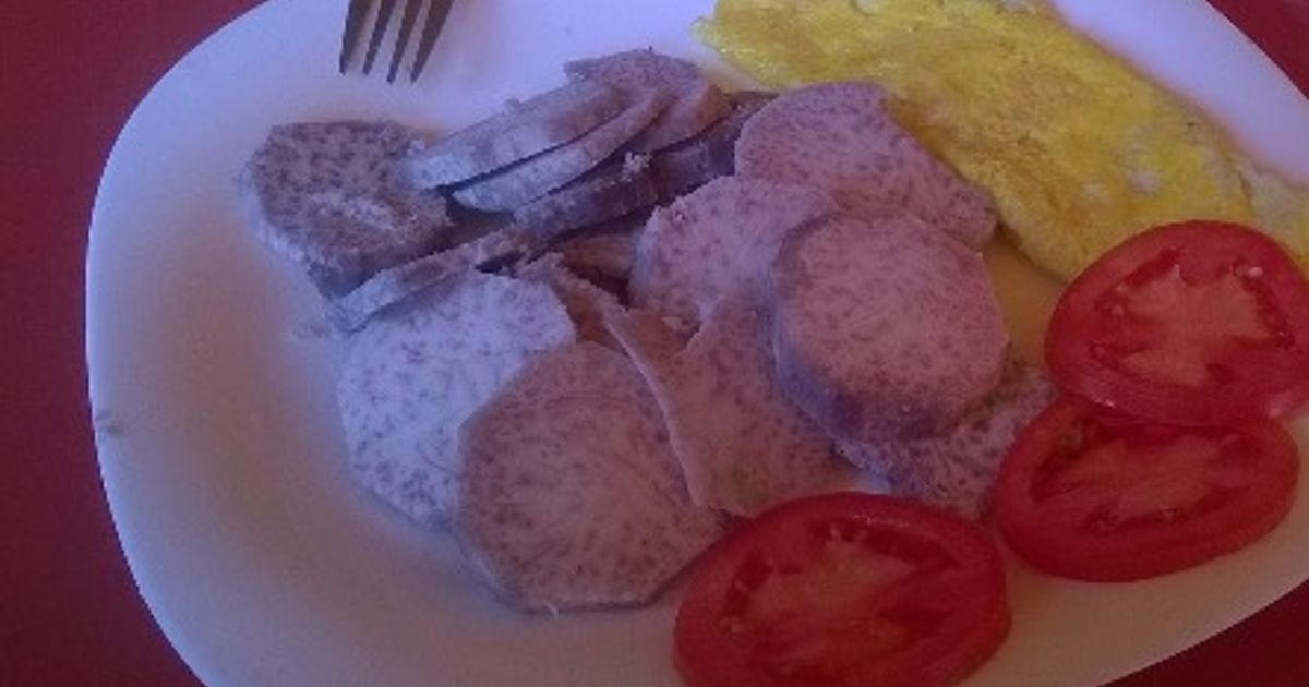 Arrowroots Served With Fried Egg And Tomatoes Recipe by Alfred Nyaga ...