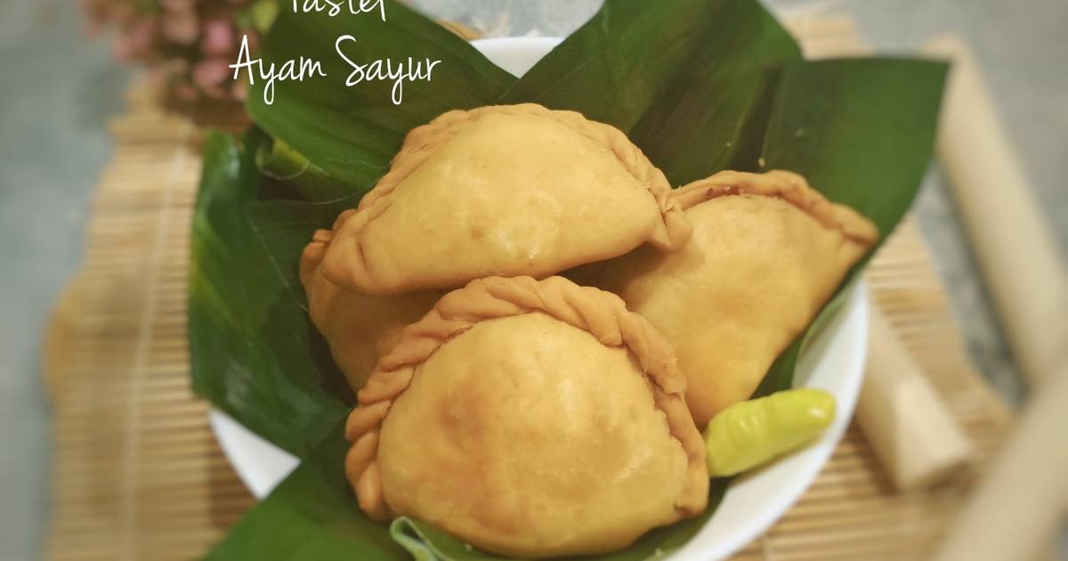 Resep Pastel Ayam Sayur renyah oleh Phie Kitchen - Cookpad