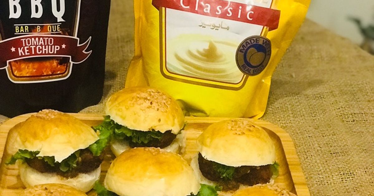 Slider Style Mini Burgers Recipe by Zobia Sajjad - Cookpad