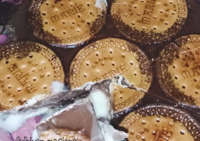 Resep 43. Puding Biskuit Marie oleh Nurli Masiana - Cookpad