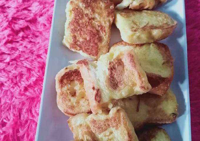 Resep Roti goreng telur oleh maudyta khairani - Cookpad