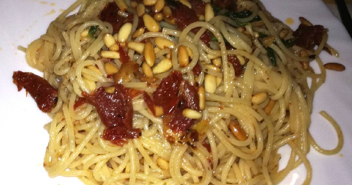 Pasta con piñones y tomate seco Receta de icasmar- Cookpad