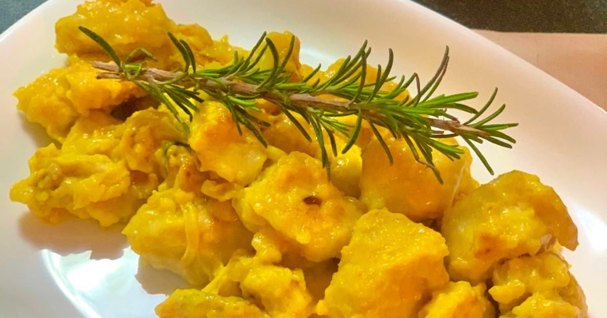 Ricetta Pollo Alla Curcuma di Le coccole di Sabi - Cookpad