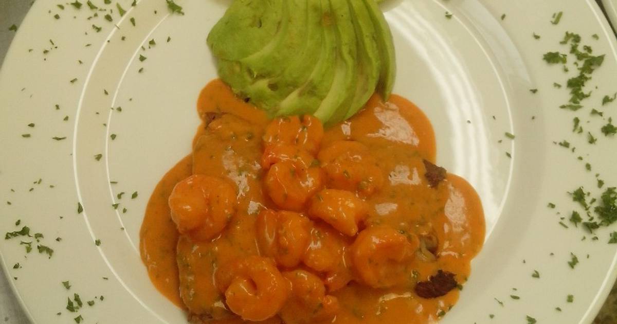 Filete de róbalo en salsa de camarón Receta de carlostriana- Cookpad