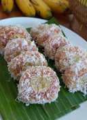 83.091 resep kue basah enak dan mudah - Cookpad