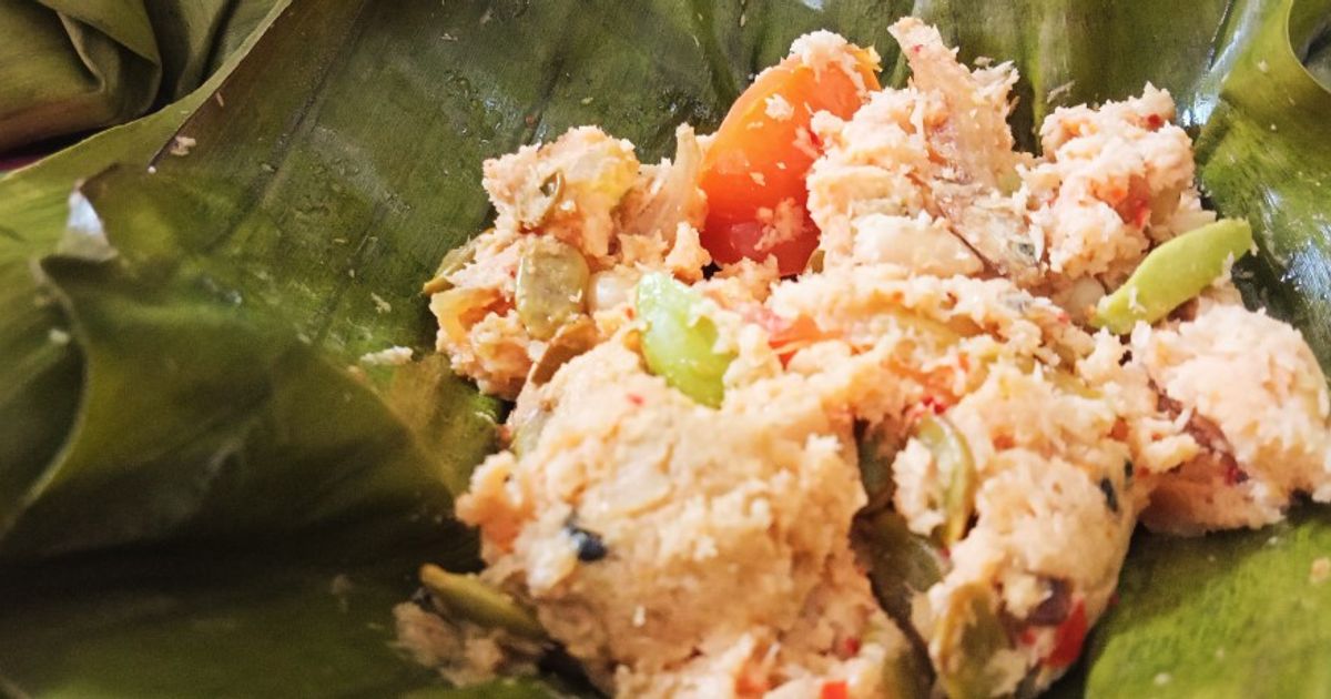 Resep botok mlanding jamur teri rumahan enak dan mudah - Cookpad
