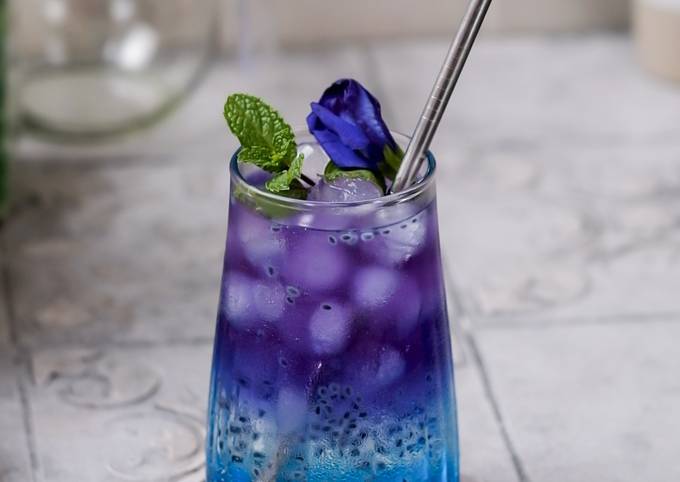 Resep Ocean Blue Sparkling Butterfly Pea oleh Suin Ummu Abiyyu - Cookpad