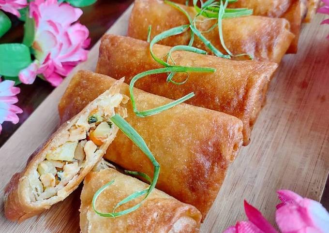 Resep Lumpia Isi Daging Sayuran oleh Julia Selinda - Cookpad