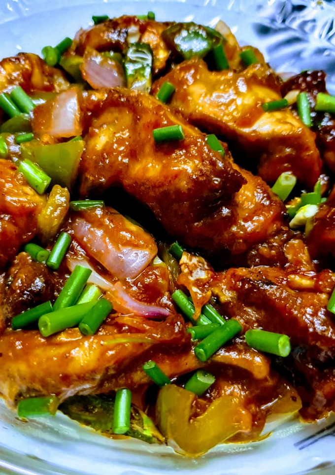 Hot Garlic Chicken Recipe by Kumkum Chatterjee - Cookpad