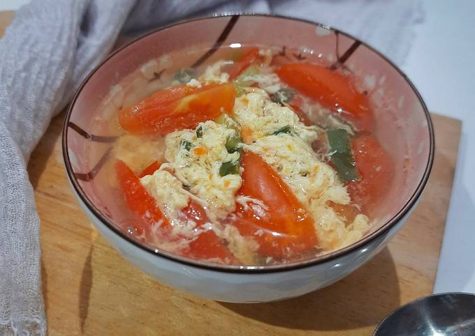Resep 1043. Sup Tomat Telur Praktis oleh Dapur Ibuk Kayana - Cookpad
