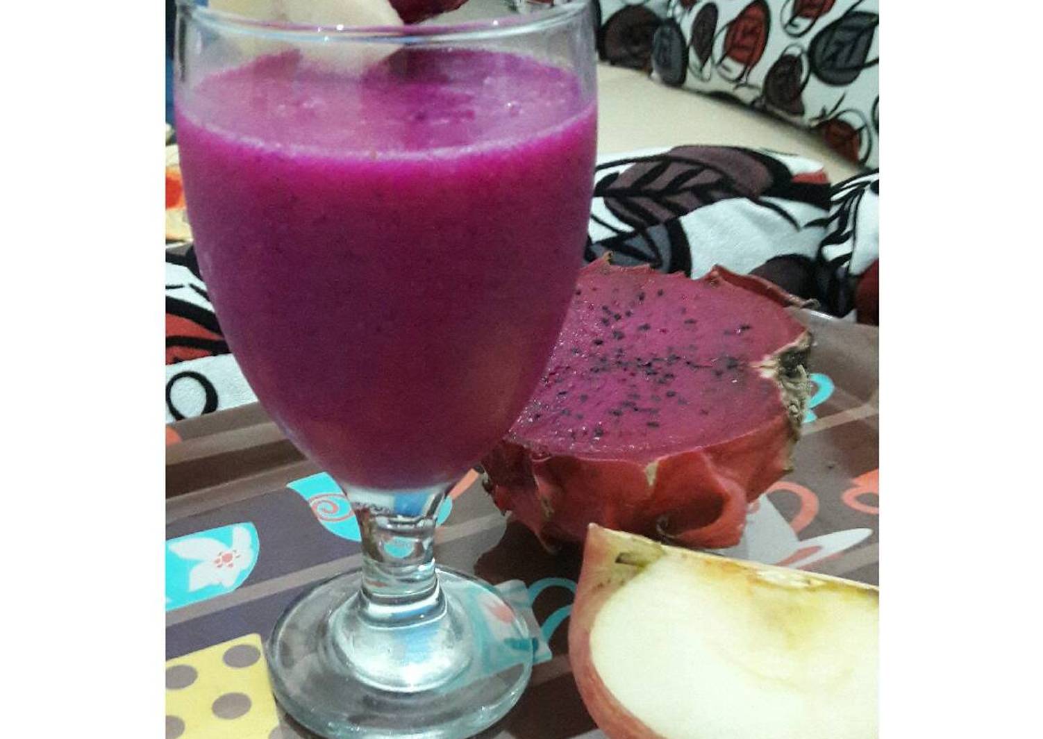 Resep Jus Buah Naga Merah Campur Apel oleh Mariyana - Cookpad