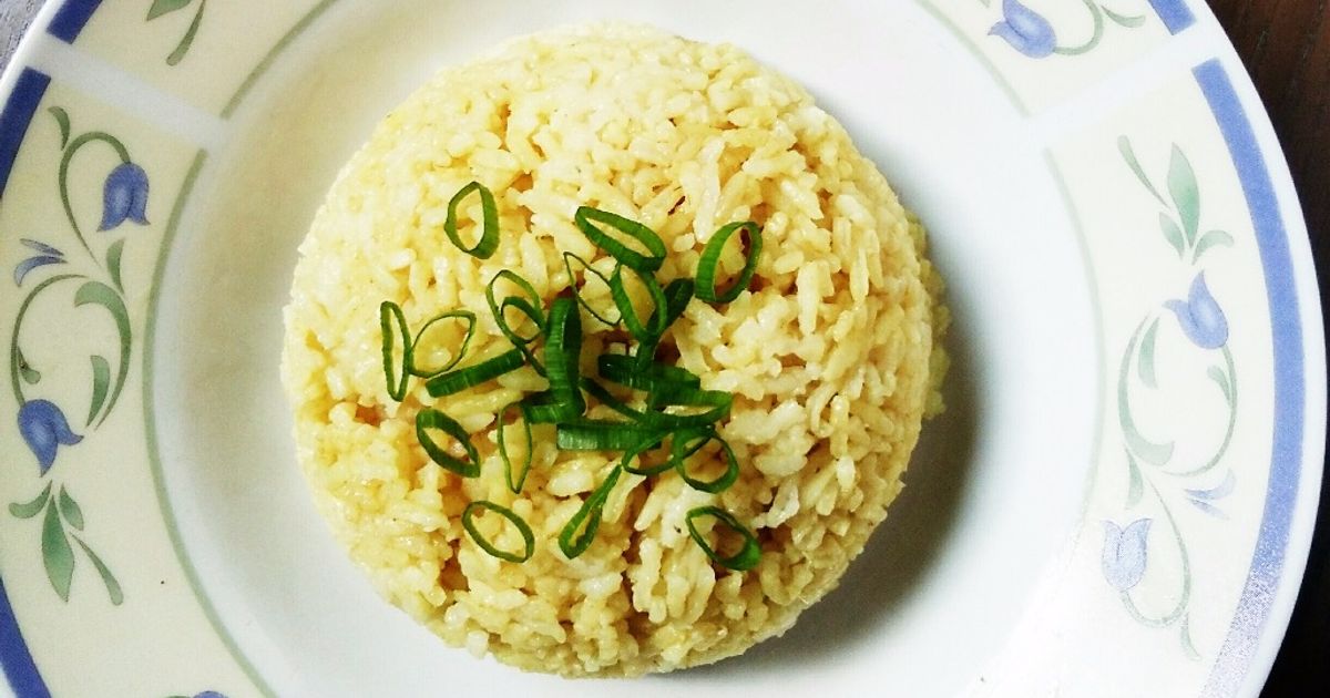 Resep Nasi Kuning Bumbu Instant oleh Indah Triwiartuti - Cookpad