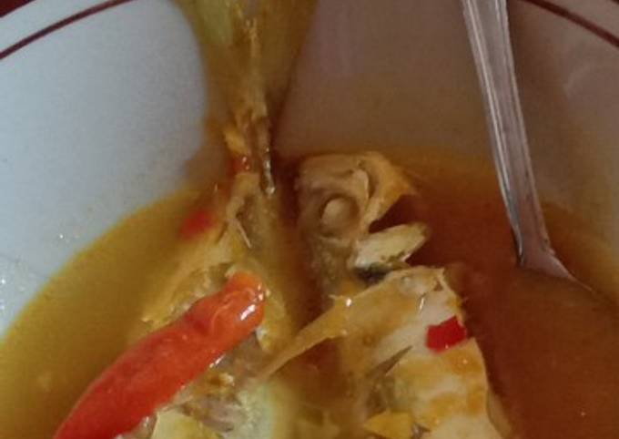 Resep Lempah kuning ikan ciu anak kos oleh Ratna Sari - Cookpad