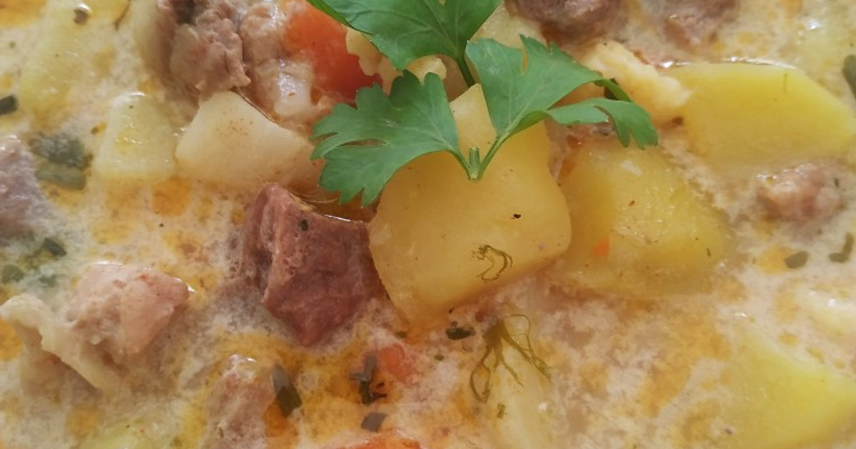 Tárkonyos Raguleves, Sertés Combból | Magyarné Nyírő Kati receptje ...