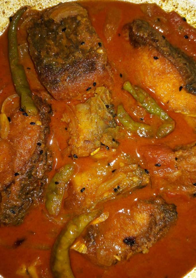 Katla fish kalia Recipe by Oruna das - Cookpad