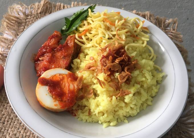 Resep Nasi kuning rice cooker (isi piringku telur masak habang, mie ...