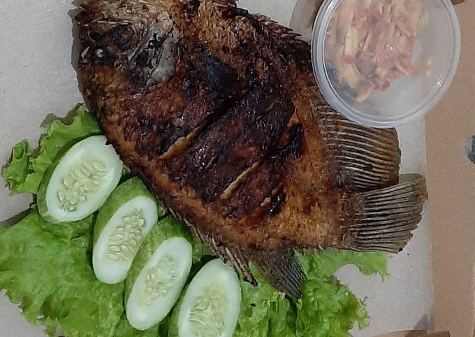 Resep Gurami Bakar Madu oleh Hidayah - Cookpad