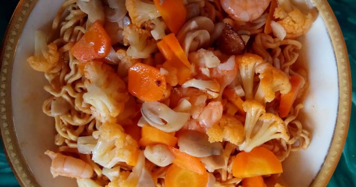 Resep I fu mie seafood oleh cindy - Cookpad