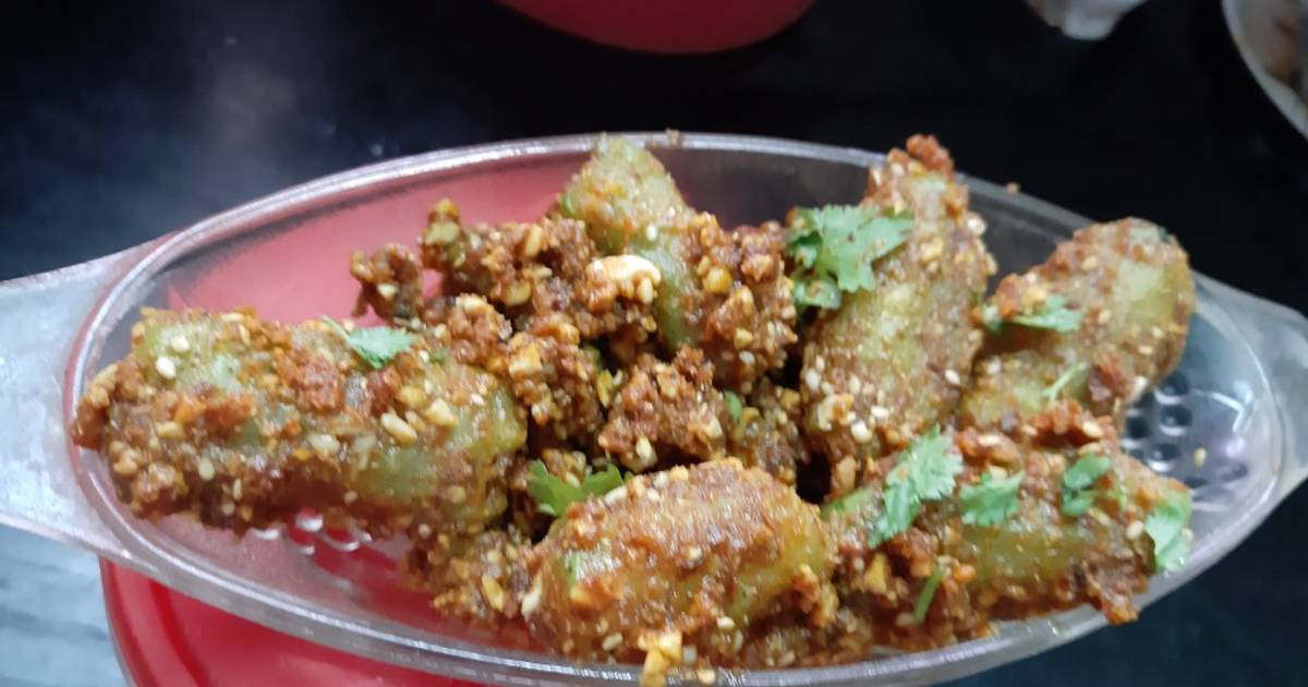 Kalika Raval દ્વારા રેસીપી ભરેલા પરવરનું શાક (Bharela Parval Shak ...