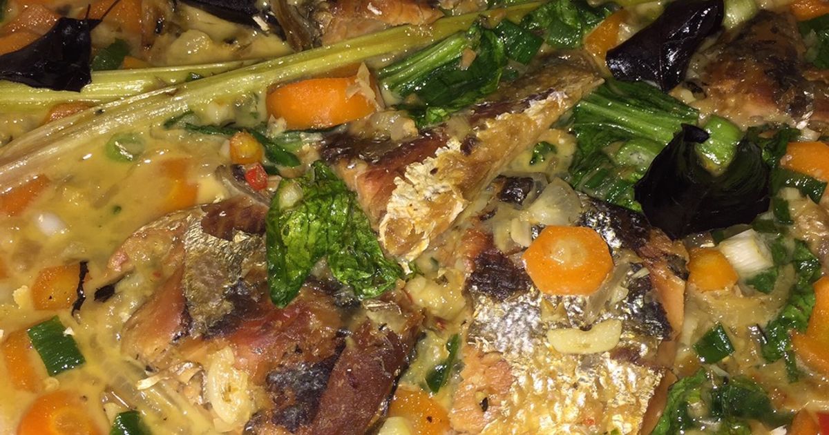 Resep Ikan Bandeng Goreng Kuah Santan oleh pinky febriolita - Cookpad