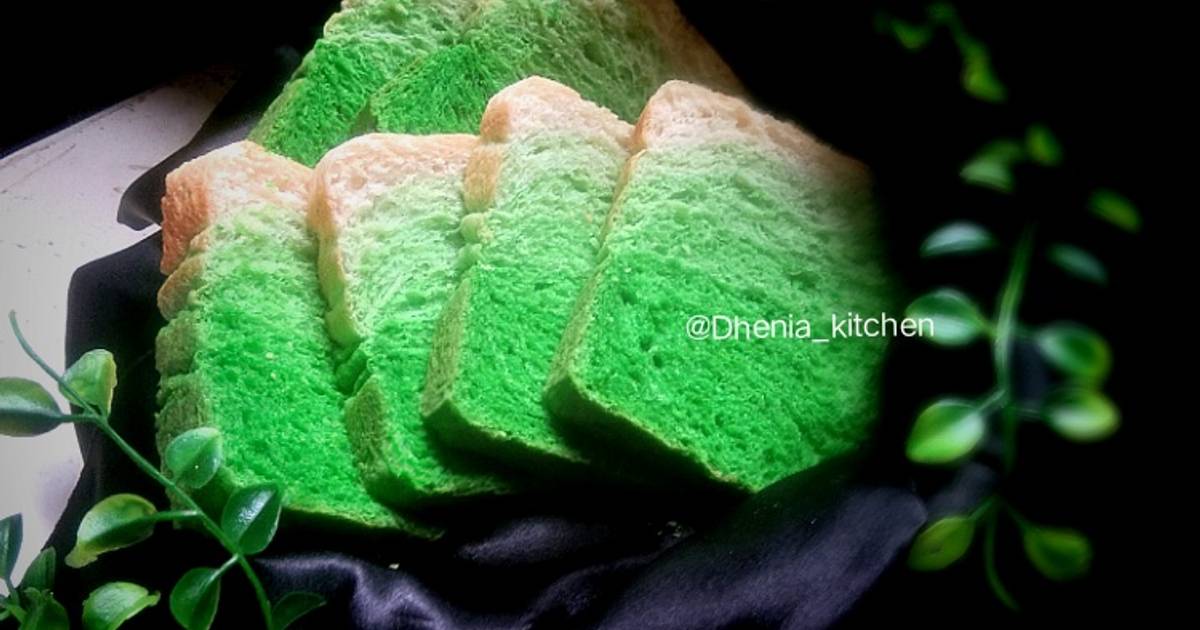 Resep Roti tawar pandan ombre oleh Dhenia Zhaier 🆕 - Cookpad