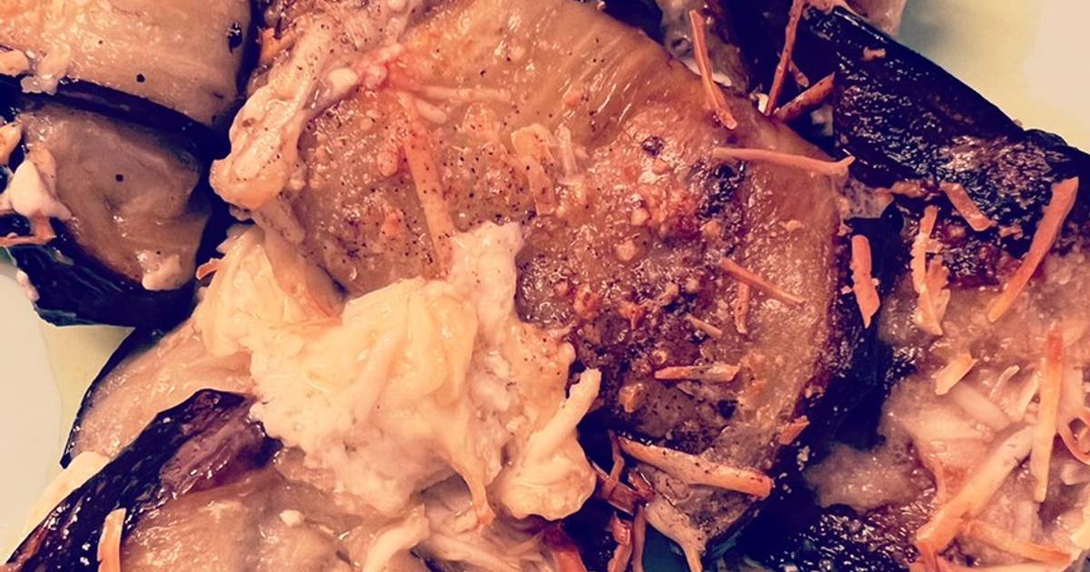 Ρολάκια μελιτζάνας με τριλογία τυριών συνταγή από τον/την The south ...