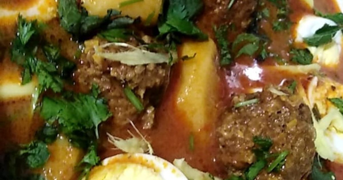 Alu Kofta Curry With Eggs. Recipe by Mona Ali - Cookpad