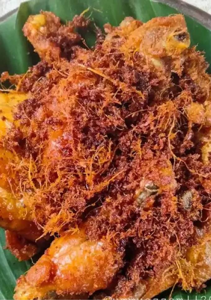 Galangal Fried Chicken Recipe by ddnatalia - Cookpad