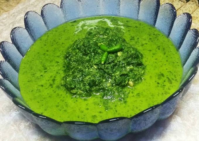 Resep Daun Ubi Tumbuk oleh Arvina Harahap - Cookpad