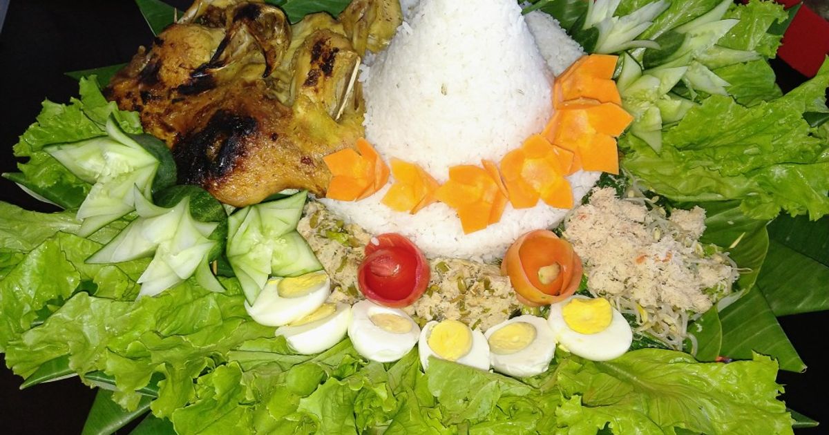 Resep Tumpeng Ayam Panggang oleh Mirna BenyWidodo - Cookpad