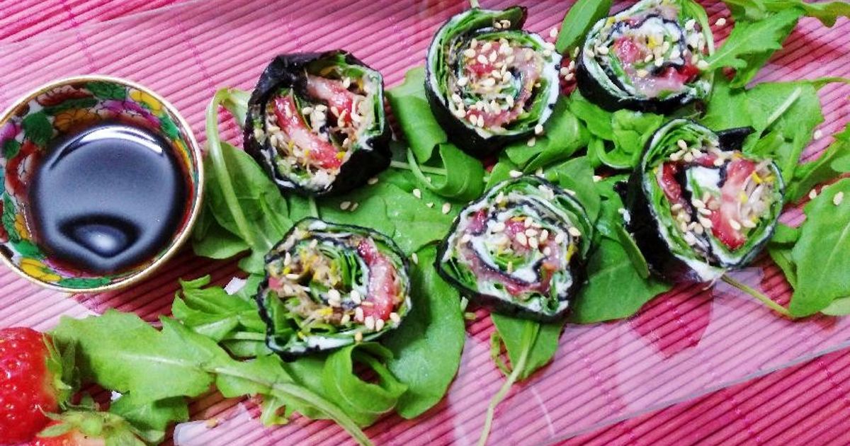 Makis De Crema De Queso De Cabra Con Rúcula, Germinados Y Fresas Receta ...