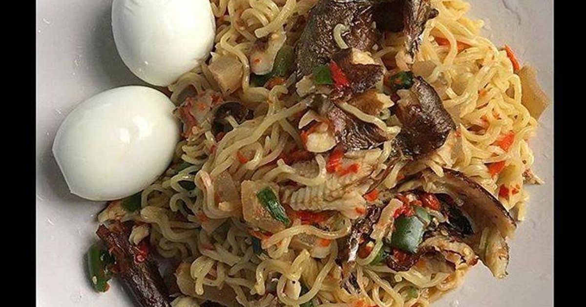 Delicious indomie with sardines and carrots to try