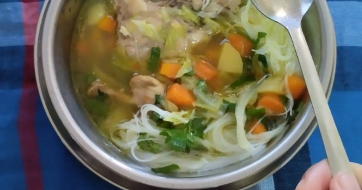 Resep Sup soto ayam oleh Jihan Athari - Cookpad